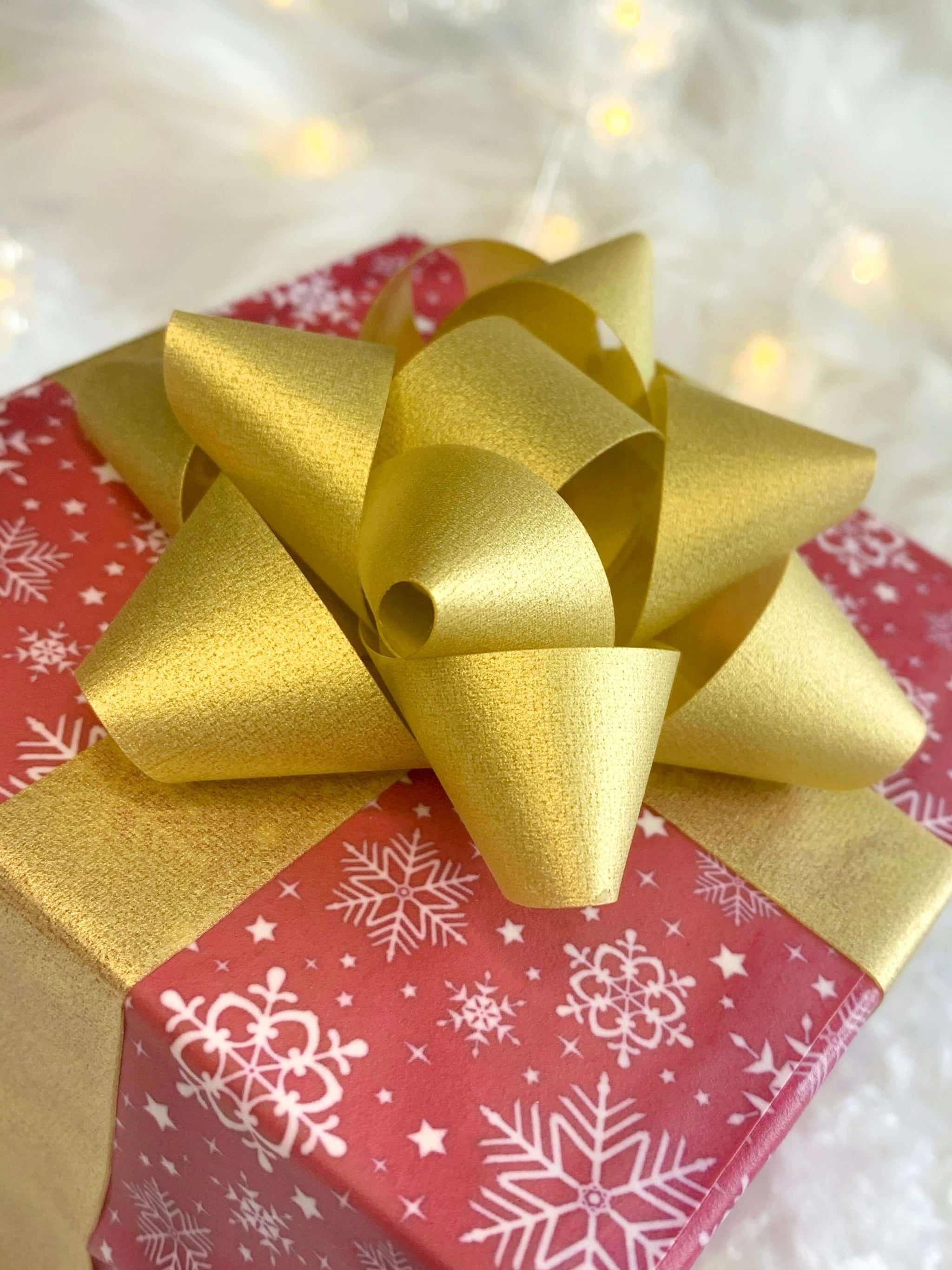 “Gift Box“ Cake With Pamela - Video Tutorial - from Buttercut Bakery ...