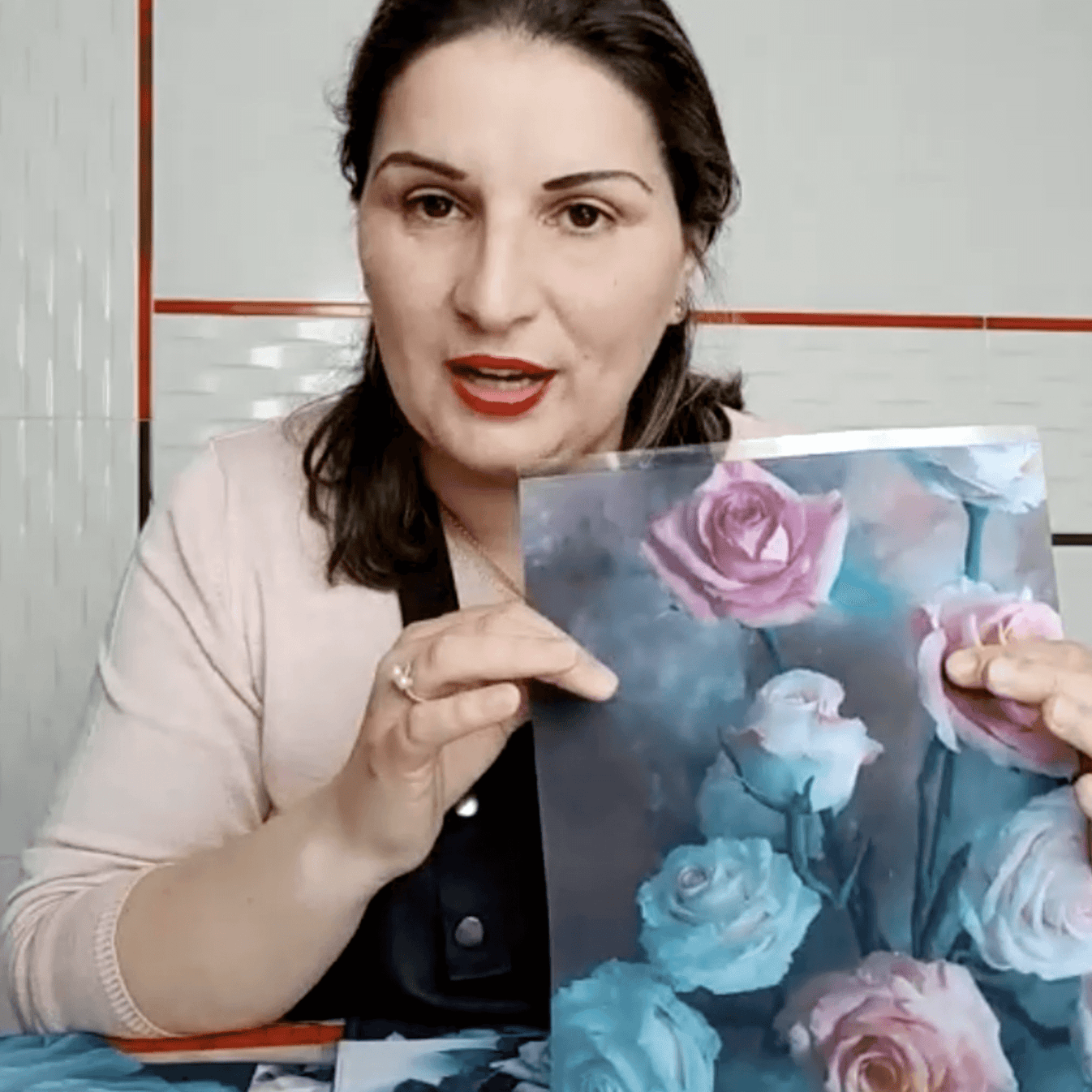 How to use Sugar Paper in cakes with various types of covering - Video ...
